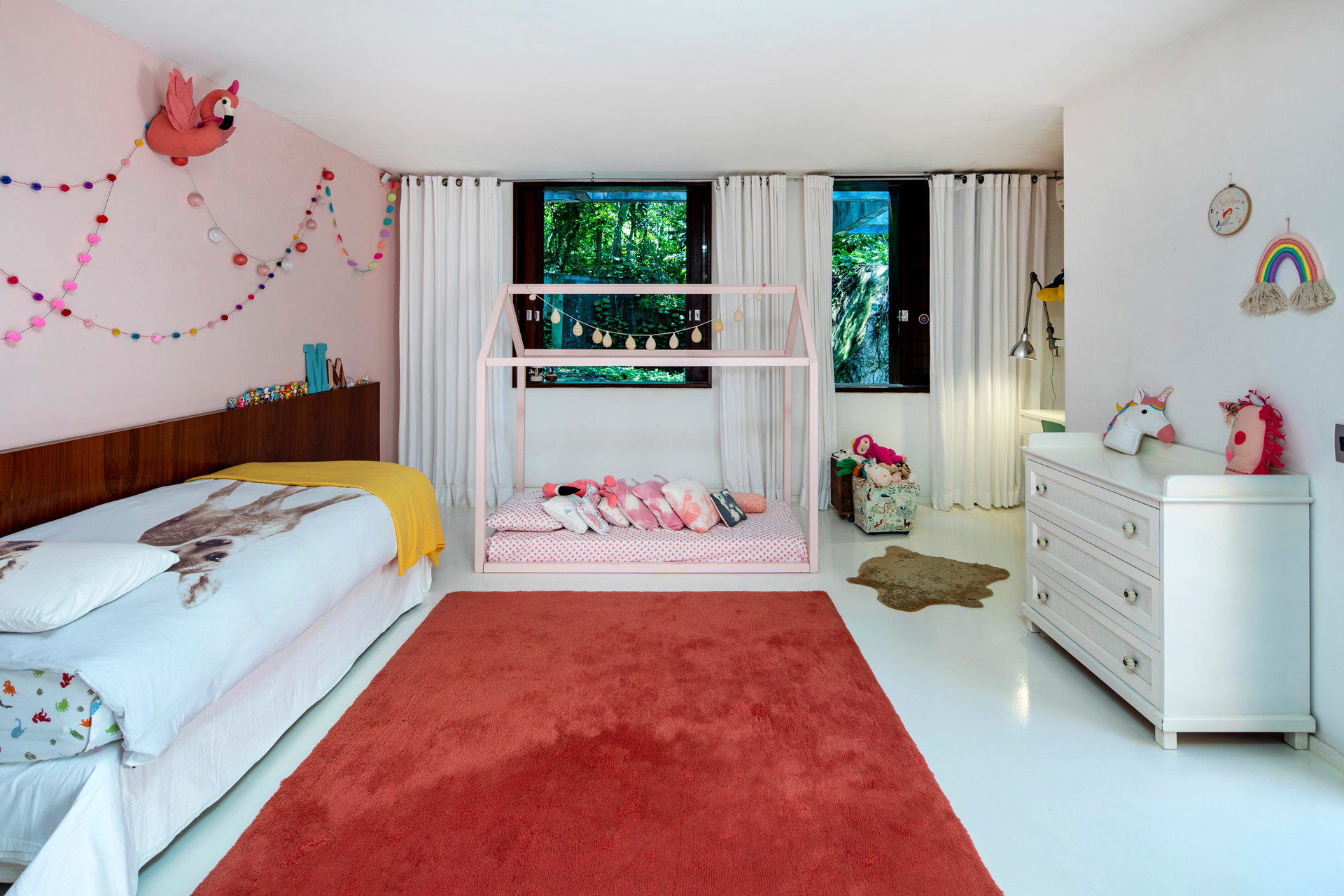 Rio002 - Luxury villa with sea view and pool in Joa | Latin Exclusive