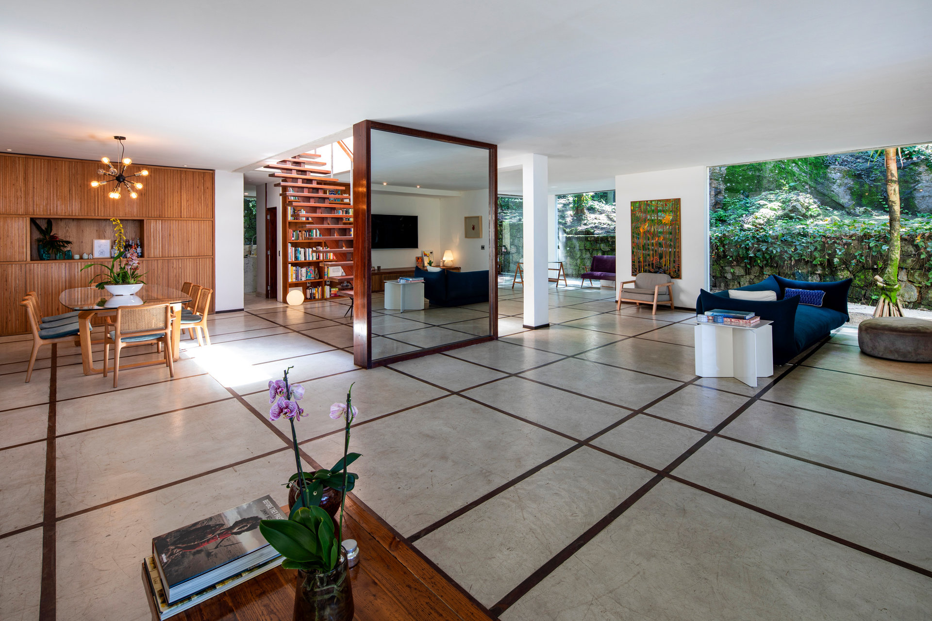 Rio002 - Luxury villa with sea view and pool in Joa | Latin Exclusive